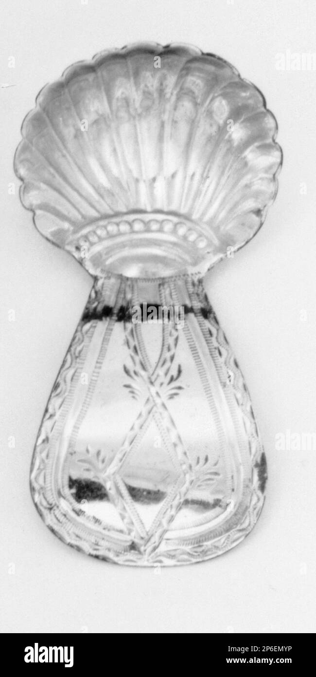 Maker's Mark SW, Caddy Spoon, c. 1790, silver Stock Photo - Alamy