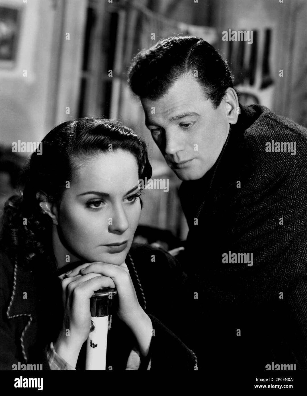 Hollywood cinema film noir Black and White Stock Photos & Images - Alamy