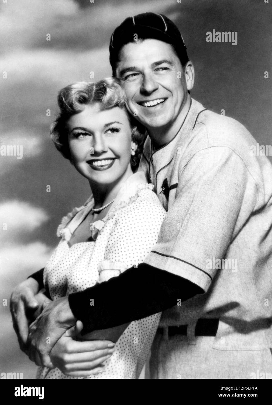 1952 : The actor RONALD REAGAN ( 1911 - 2004 ) and DORIS DAY ( real ...