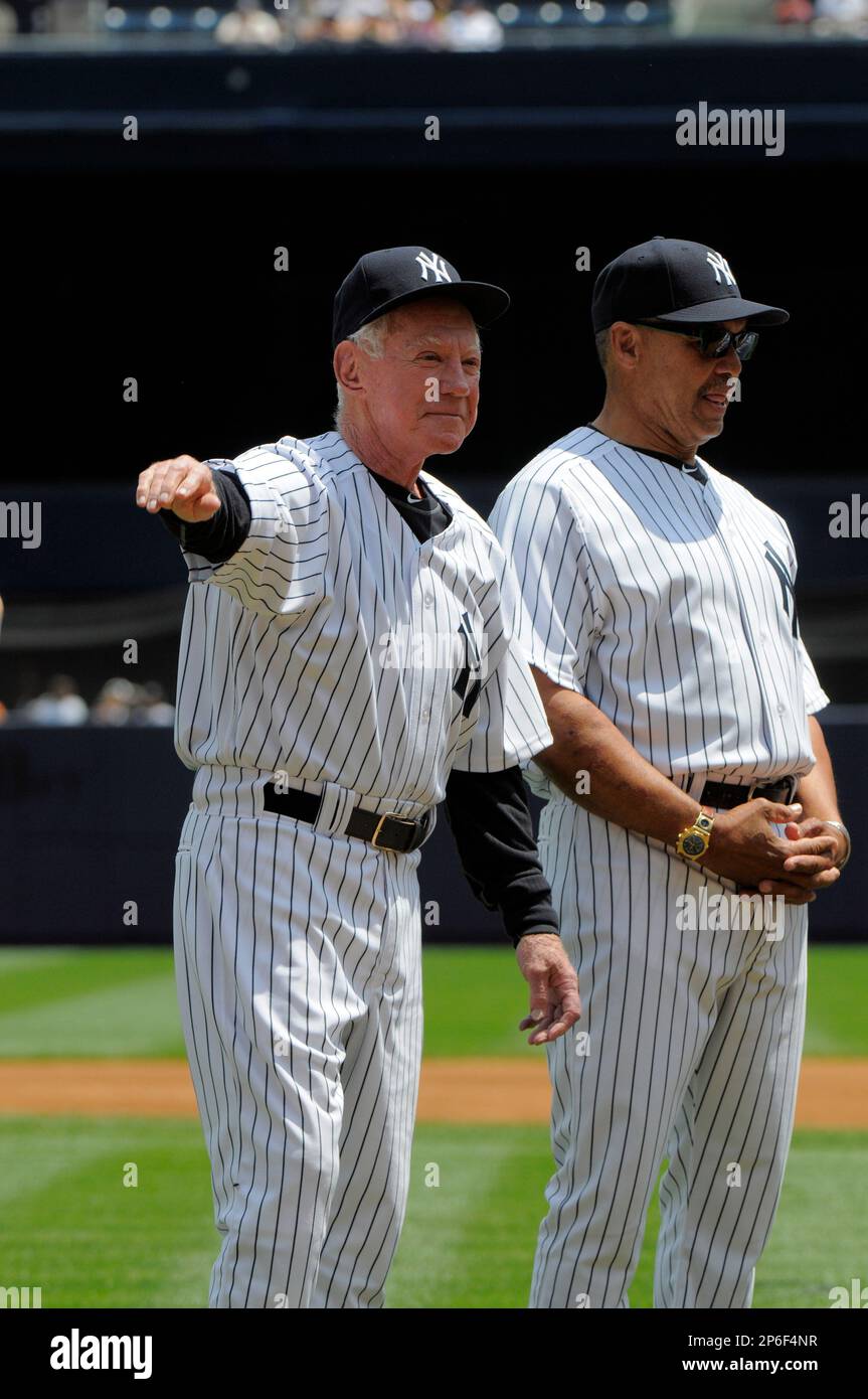 Former New York Yankees pitcher Whitey Ford and outfielder Reggie ...