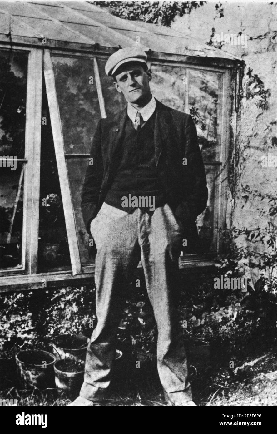 James joyce irish writer Black and White Stock Photos & Images - Alamy