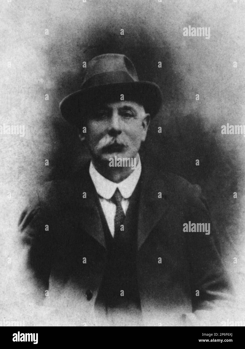 Nora joyce Black and White Stock Photos & Images - Alamy