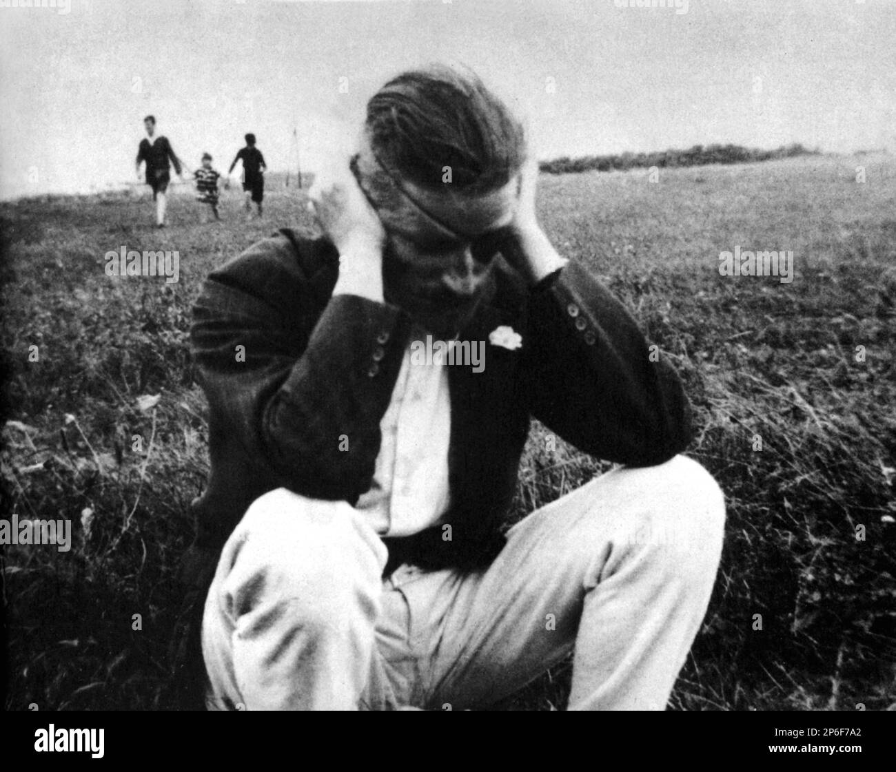 1920 's : The irish writer JAMES JOYCE ( Dublin 1882 - Zurich 1941 ...