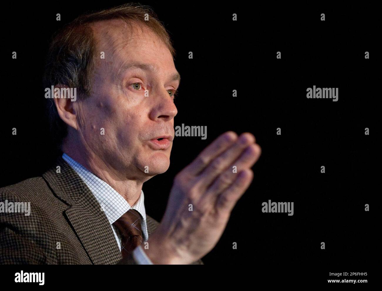 Steve MacLean, president of the Canadian Space Agency, speaks at the ...