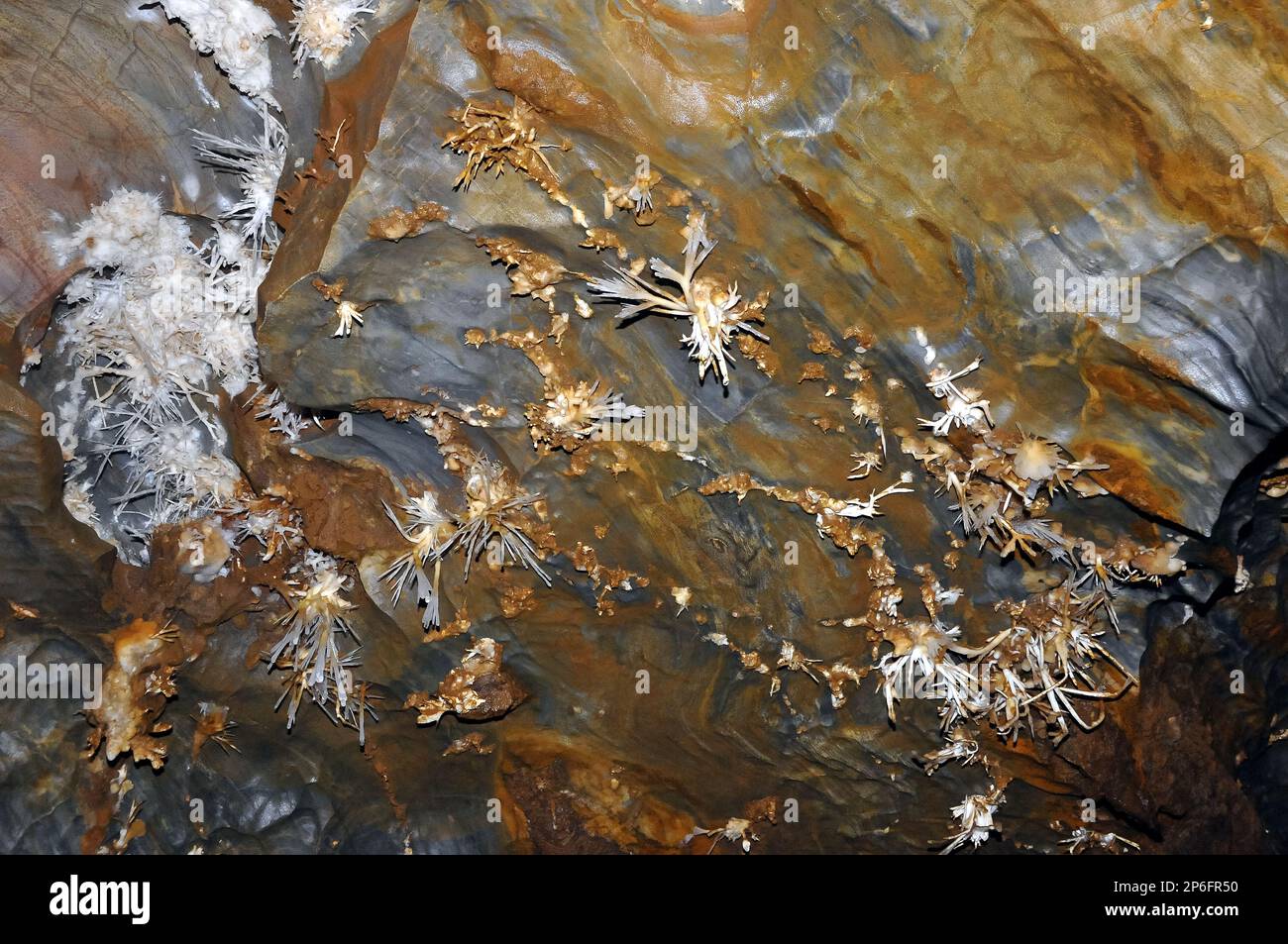 Ochtinská Aragonite Cave, Ochtinská aragonitová jaskyňa, Martonházi ...