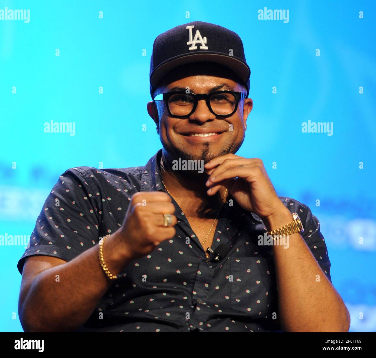 HOLLYWOOD, CA - APRIL 20: Philip Lawrence of The Smeezingtons ...