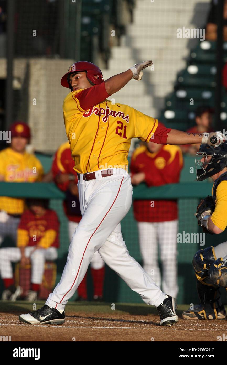 Jake Hernandez #21 of the USC Trojans bats against the California Bears ...