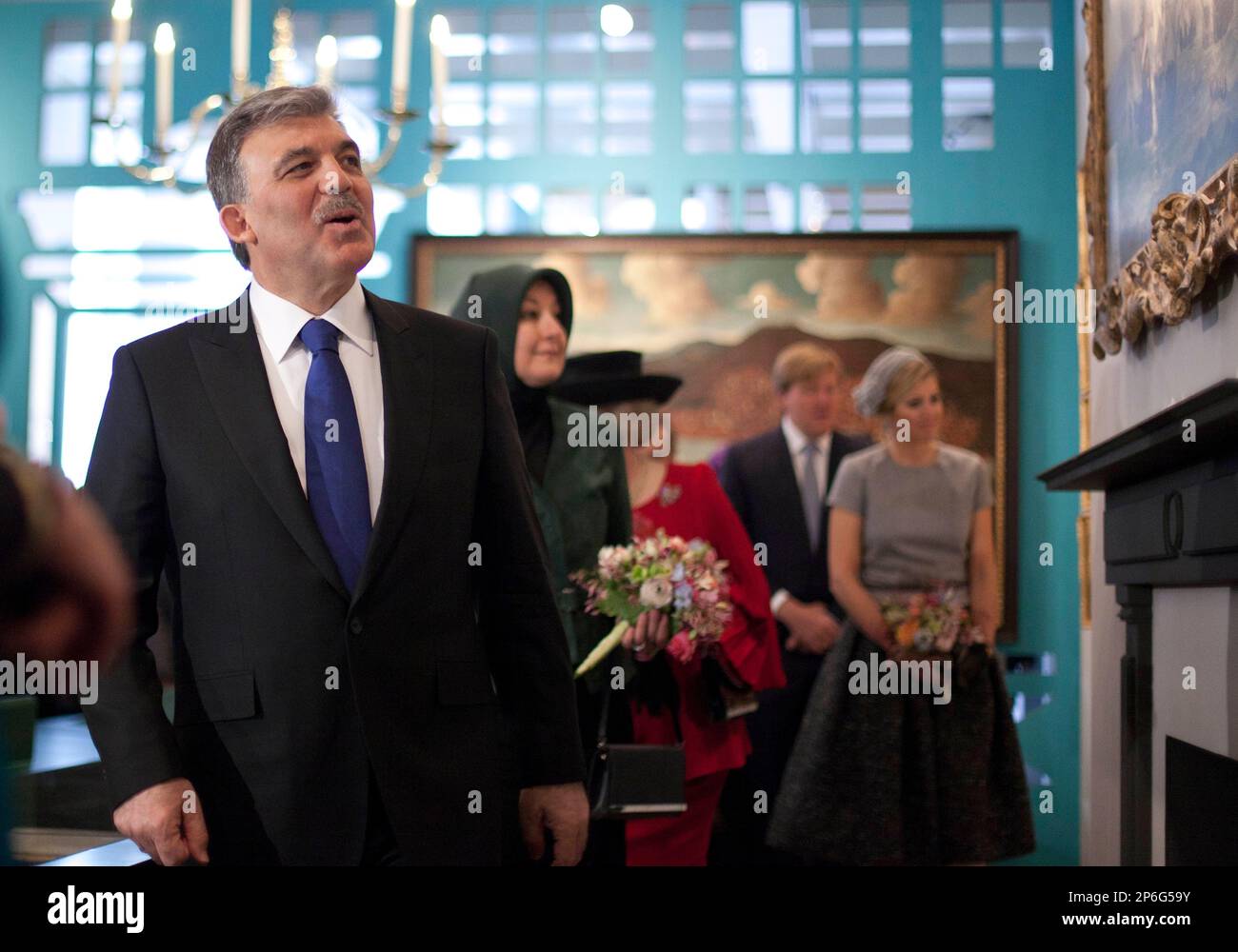 Turkish President Abdullah Gul, his wife Hayrunissa, Dutch Queen ...