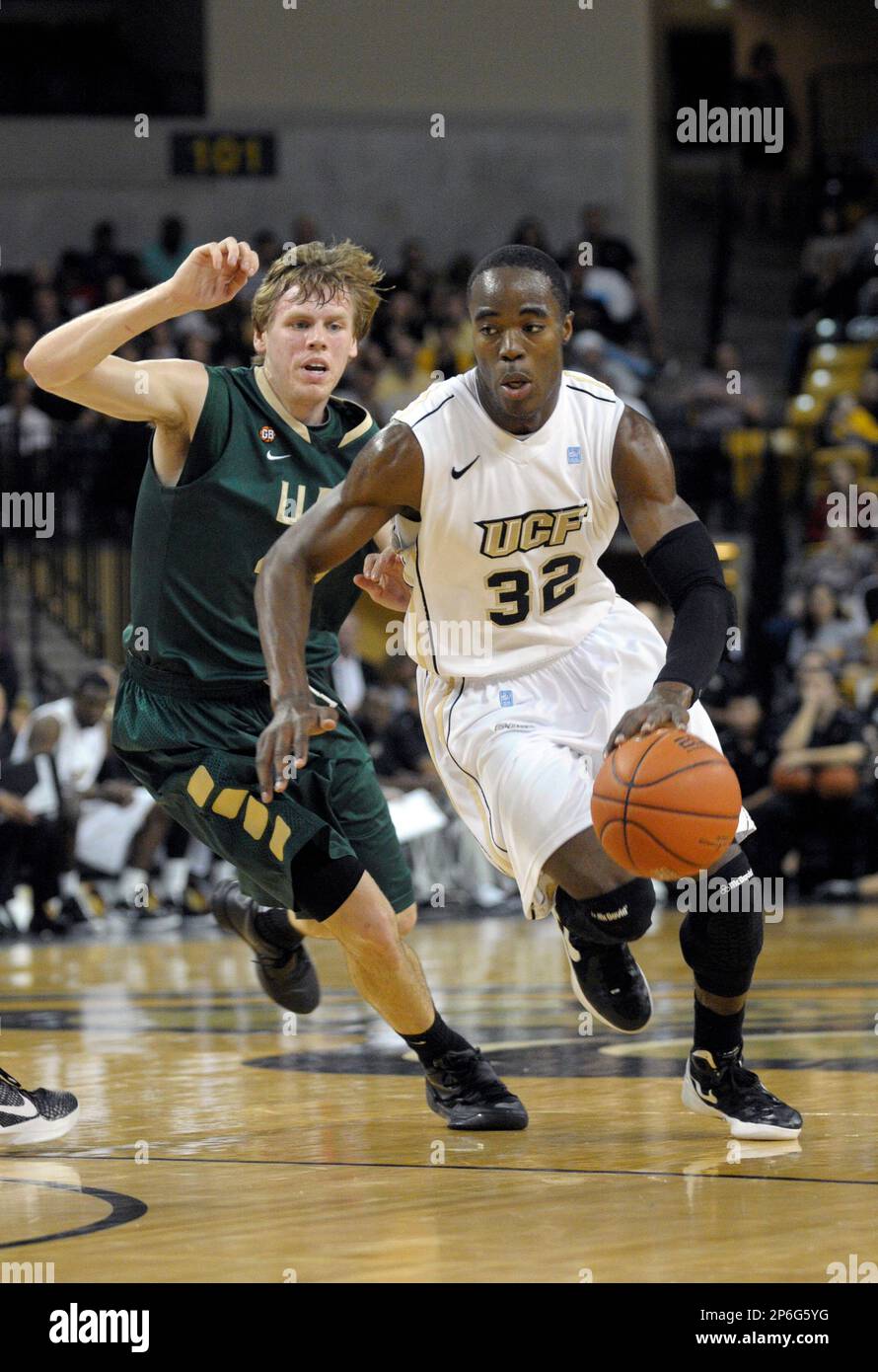 Central Florida guard Isaiah Sykes, right, drives past UAB's Jordan ...