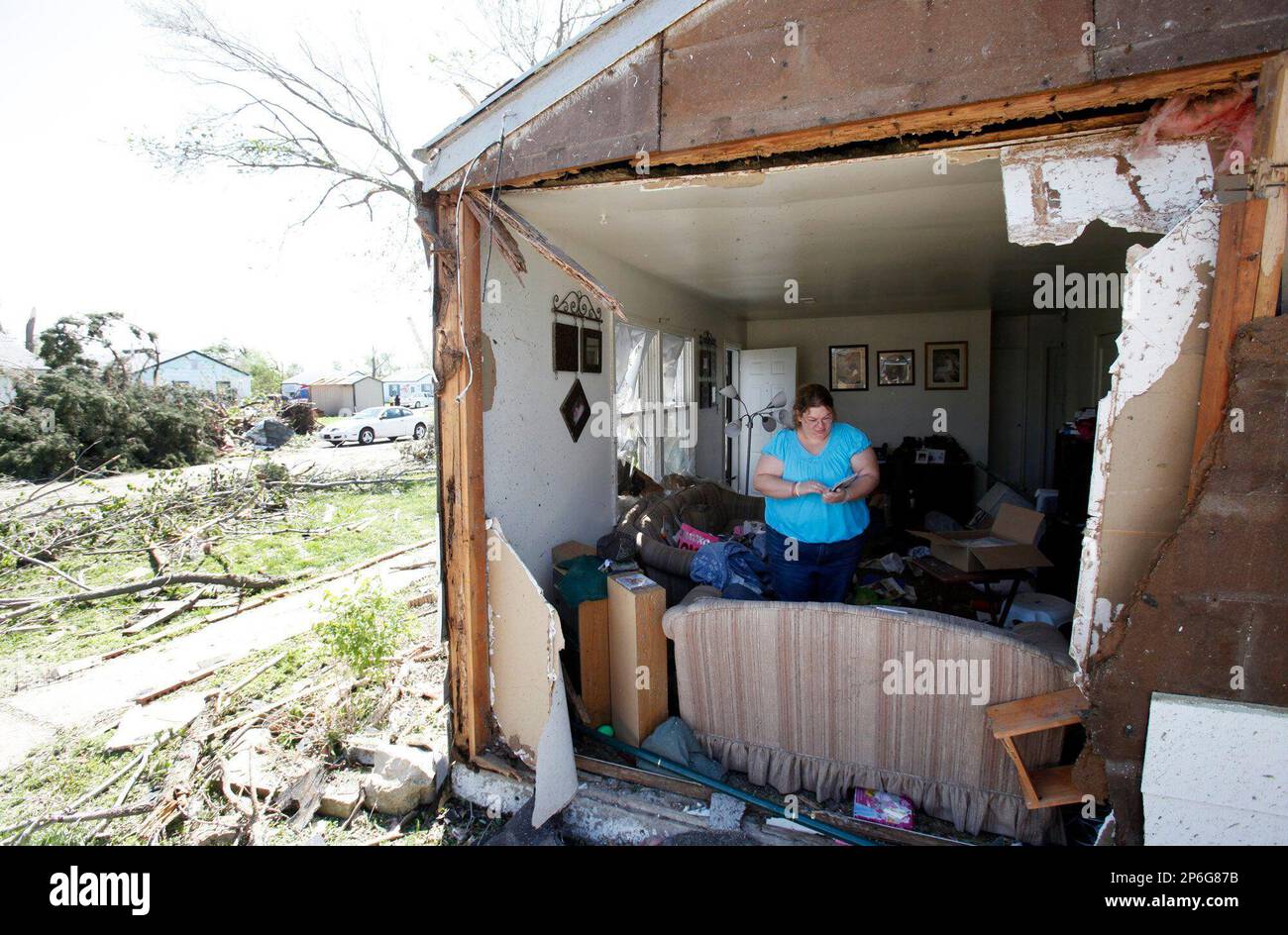 Chrissy Hart is excited to find her Michael Jackson Thriller album in ...