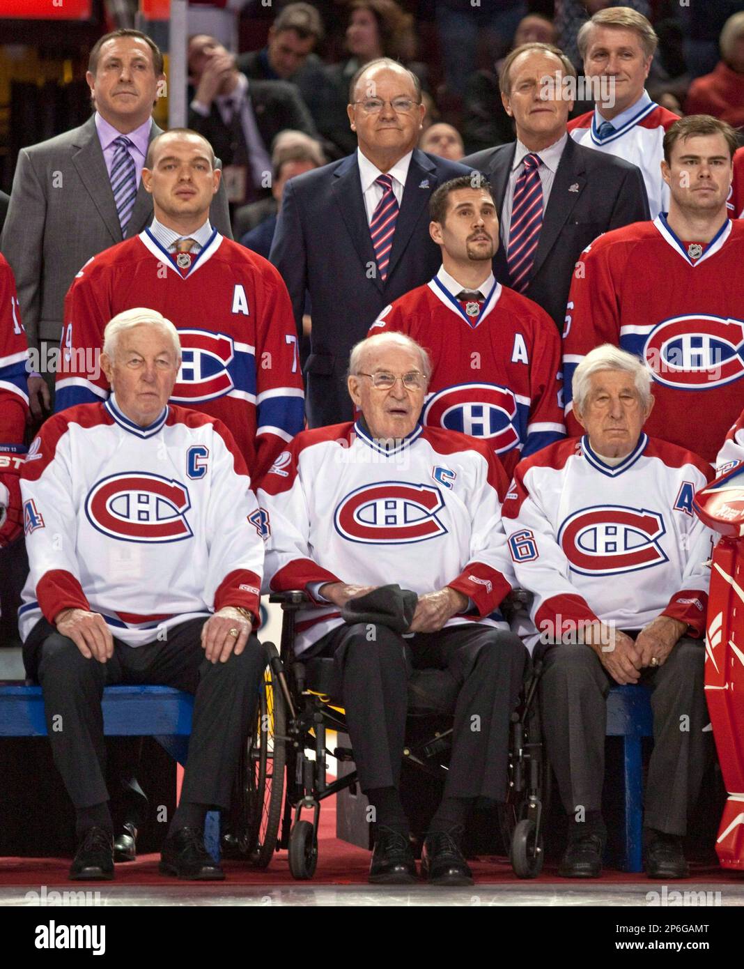 This Dedc. 4, 2009 file photo shows former Montreal Canadiens captain ...