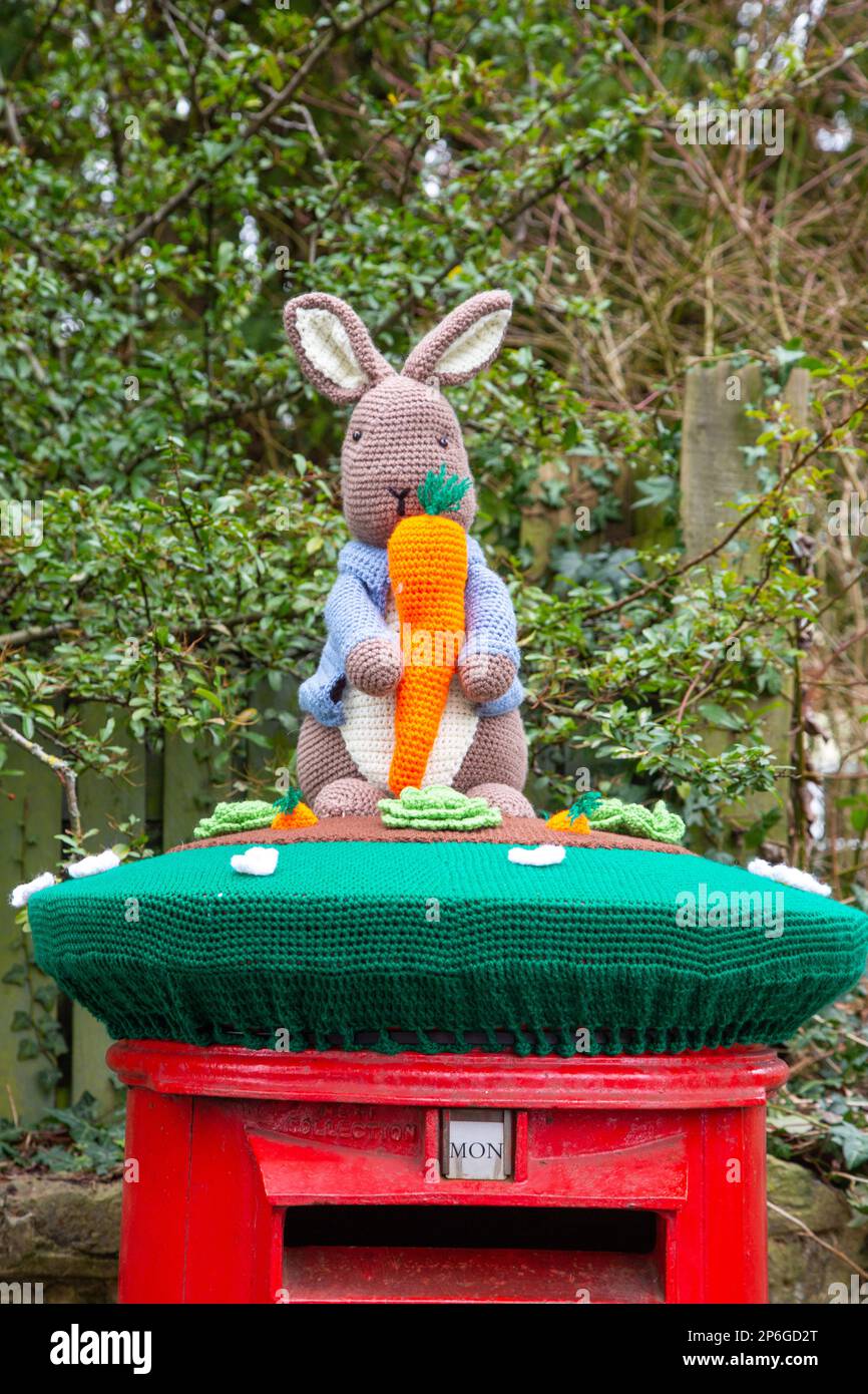 Peter rabbit beatrix potter hi-res stock photography and images - Alamy