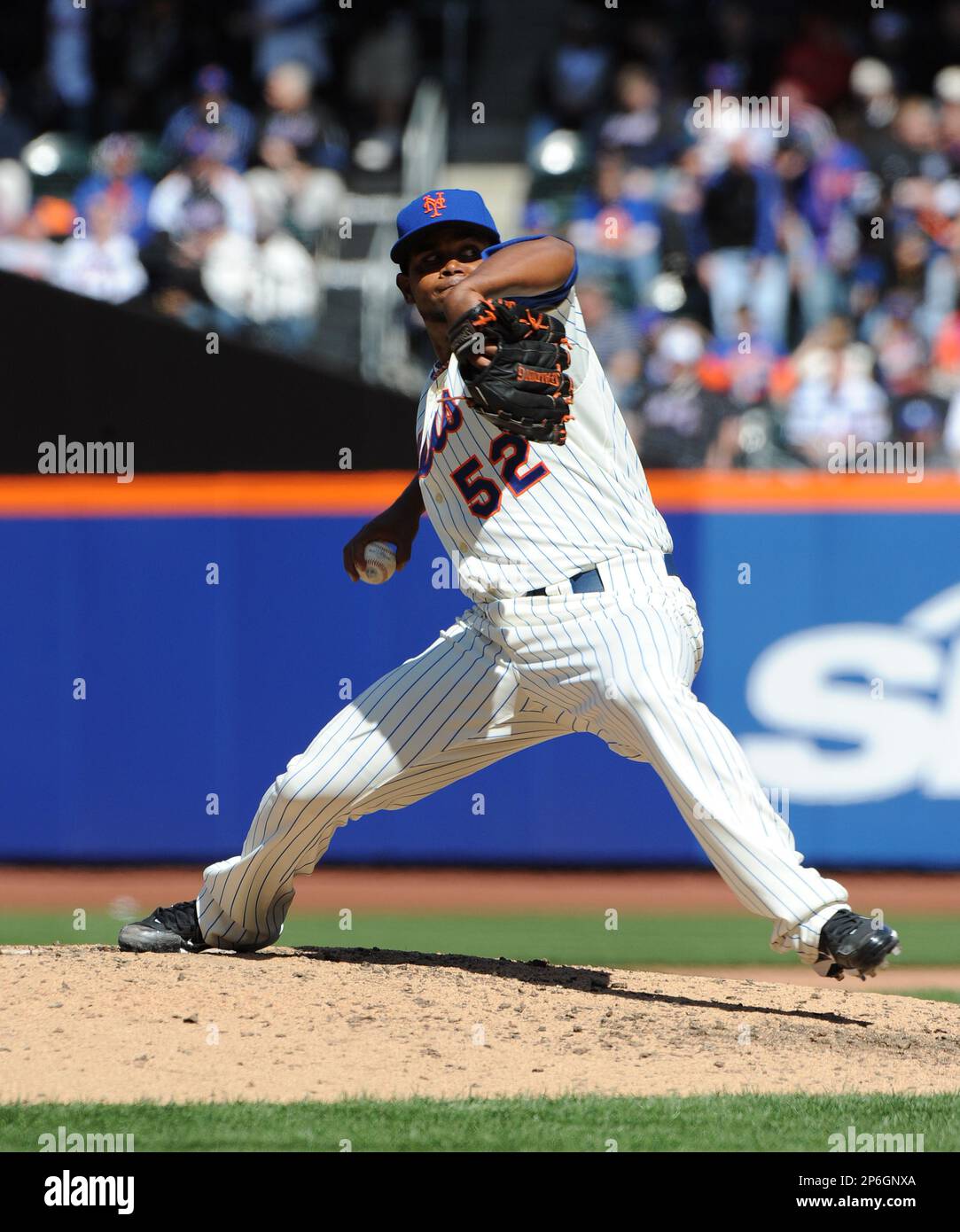 New York Mets pitcher Ramon Ramirez (52) during game against the ...