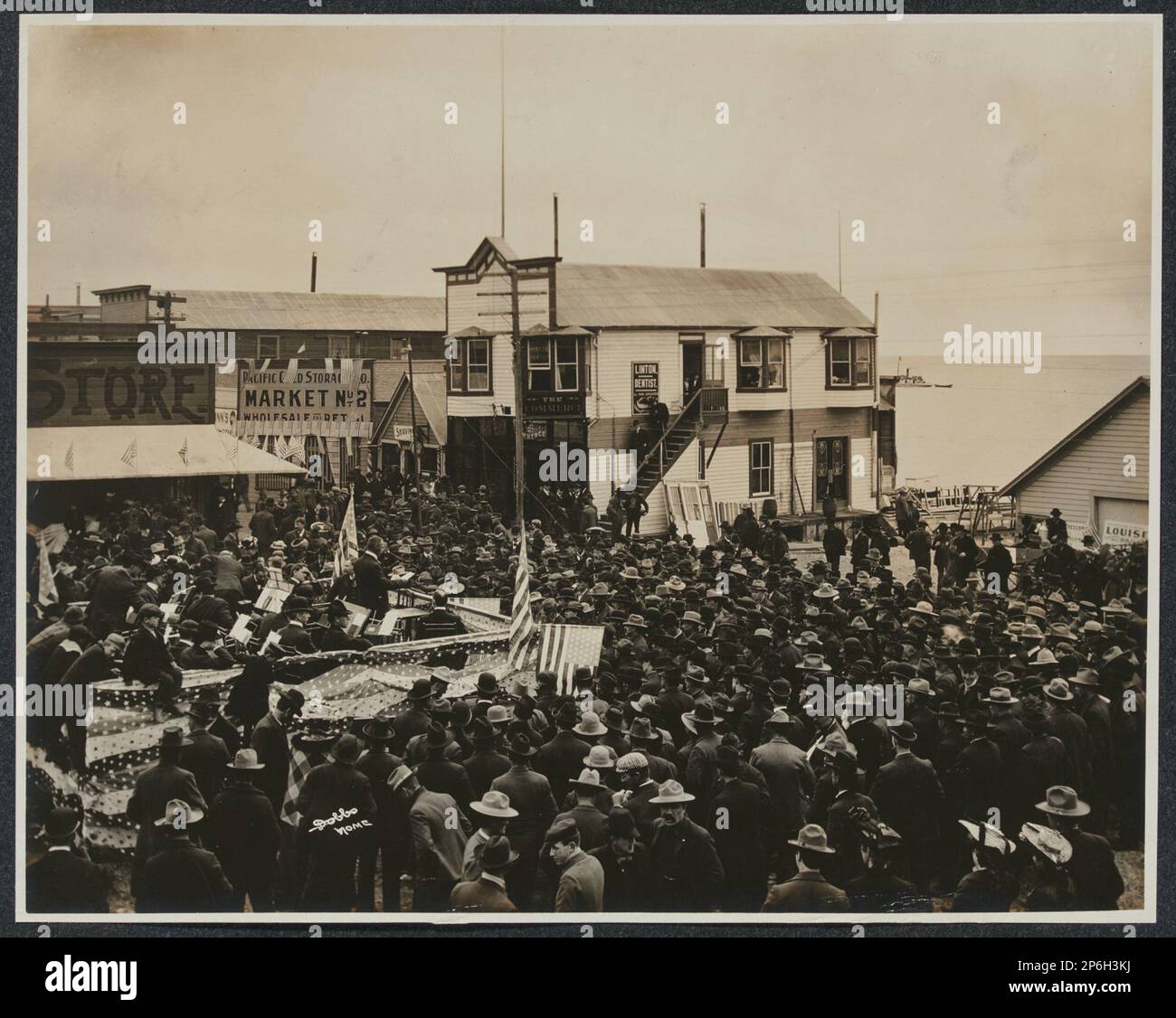Vintage grandstand photo hi-res stock photography and images - Alamy