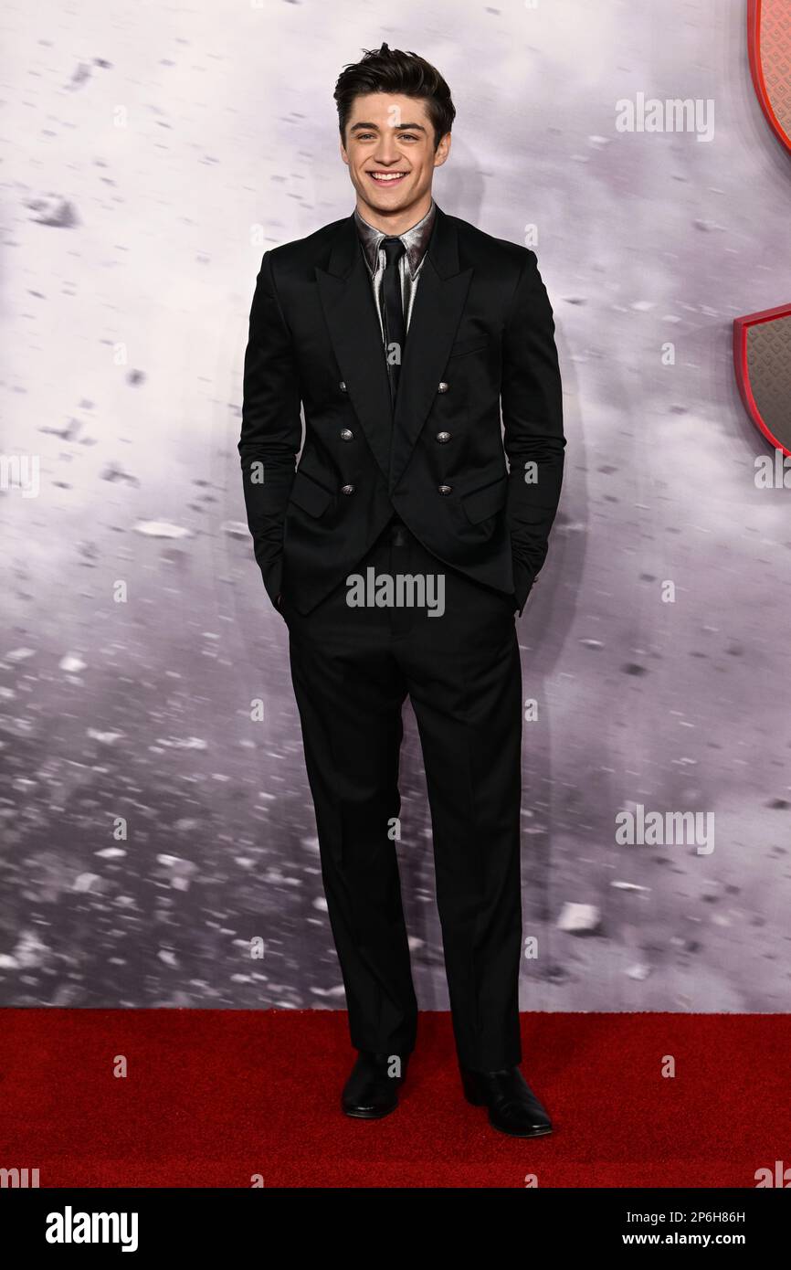 Asher angel shazam hi-res stock photography and images - Alamy