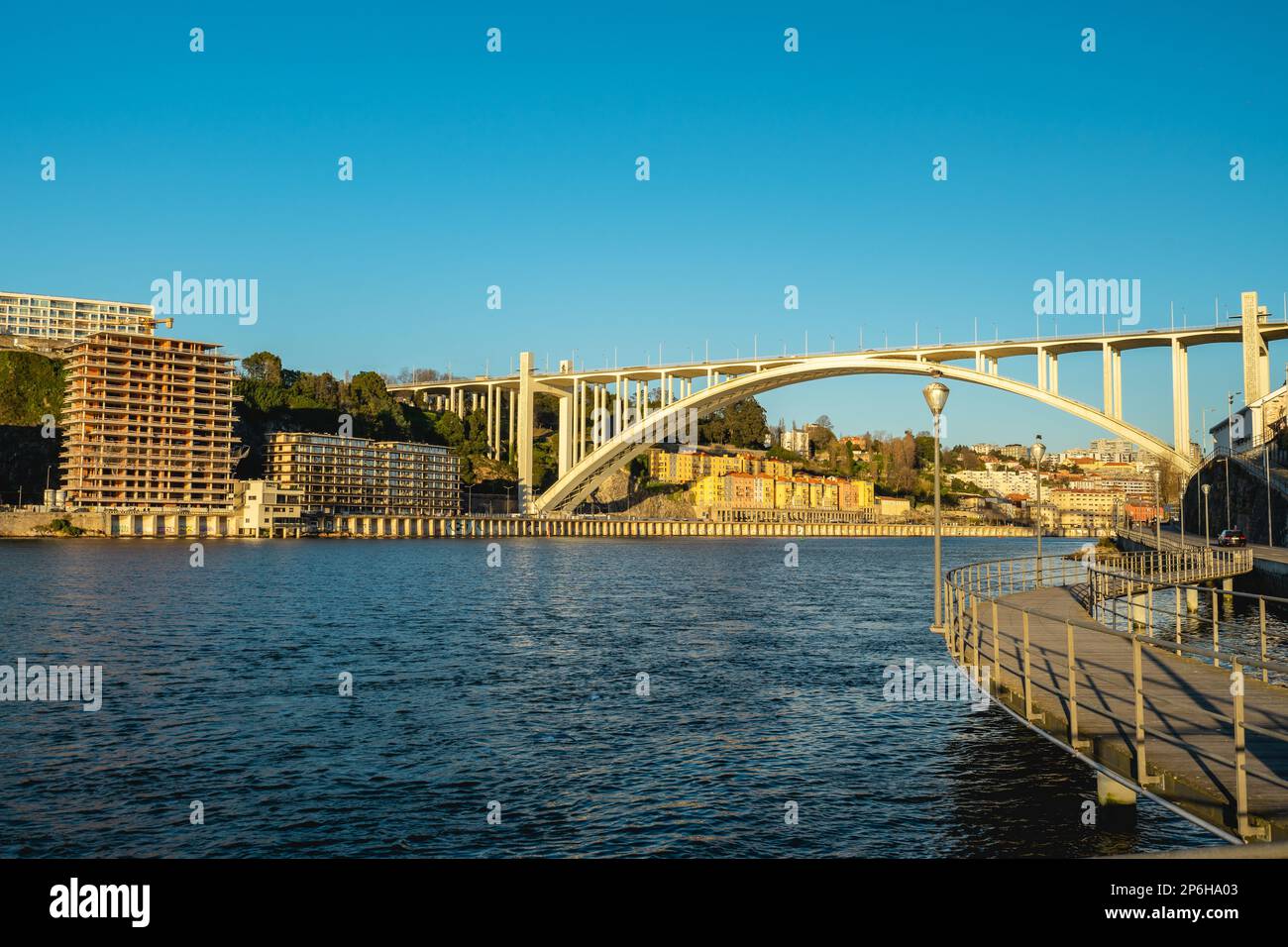 Porto bridge arrabida street hi-res stock photography and images - Alamy