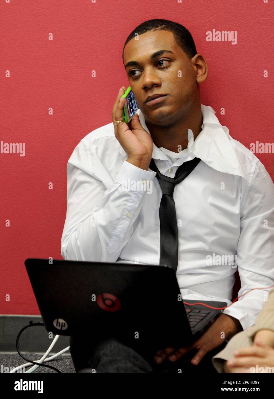 HOLLYWOOD, CA - MARCH 28: Contestant Joshua Ledet backstage at FOX's ...