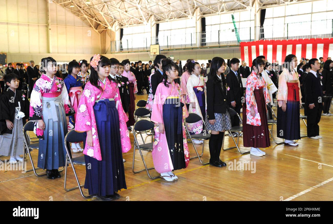 The sixth-grade students of Minami Kesennuma Elementary School, attired ...