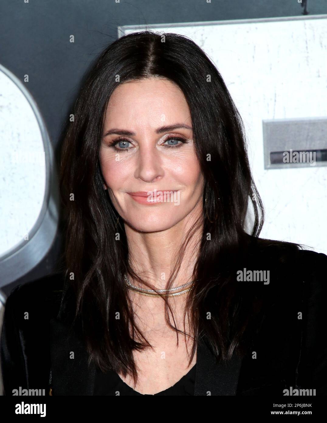 Scream vi 2023 cox hi-res stock photography and images - Alamy