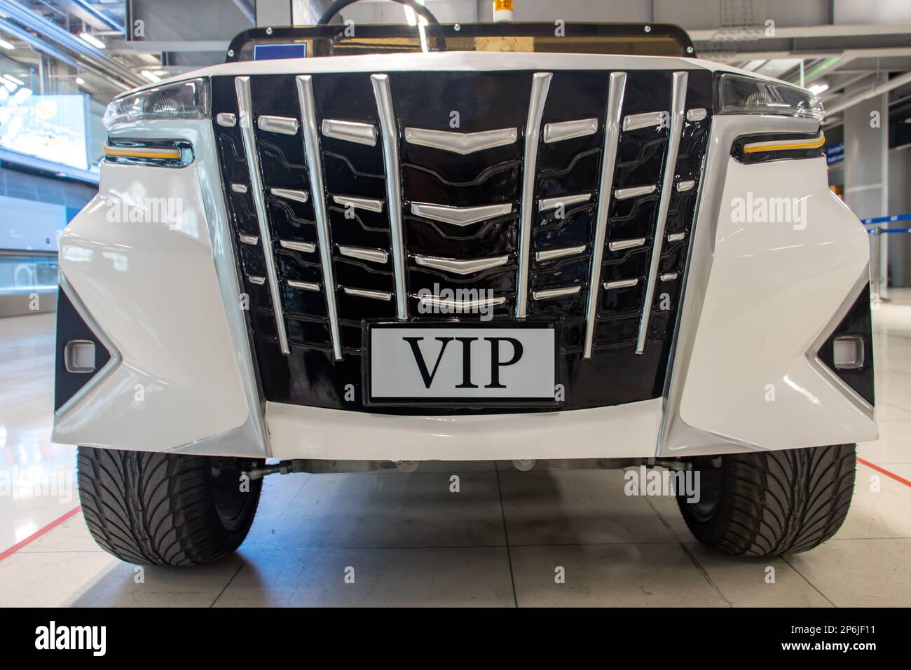 A front mask of VIP car parked in an airport terminal Stock Photo - Alamy