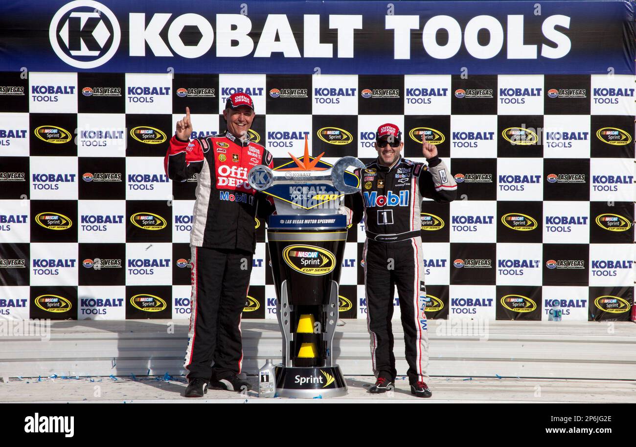 LAS VEGAS, NV - MAR 11, 2012: Tony Stewart (14) wins the Kobalt Tools ...