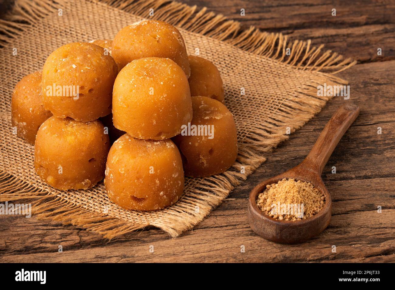 Blocks and powder of sugarcane panela - Saccharum officinarum Stock ...