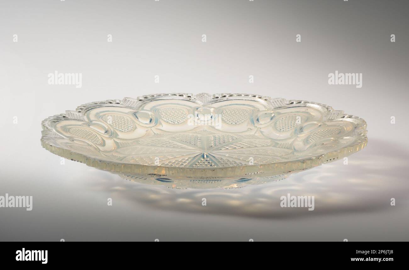 Works plate hi-res stock photography and images - Alamy