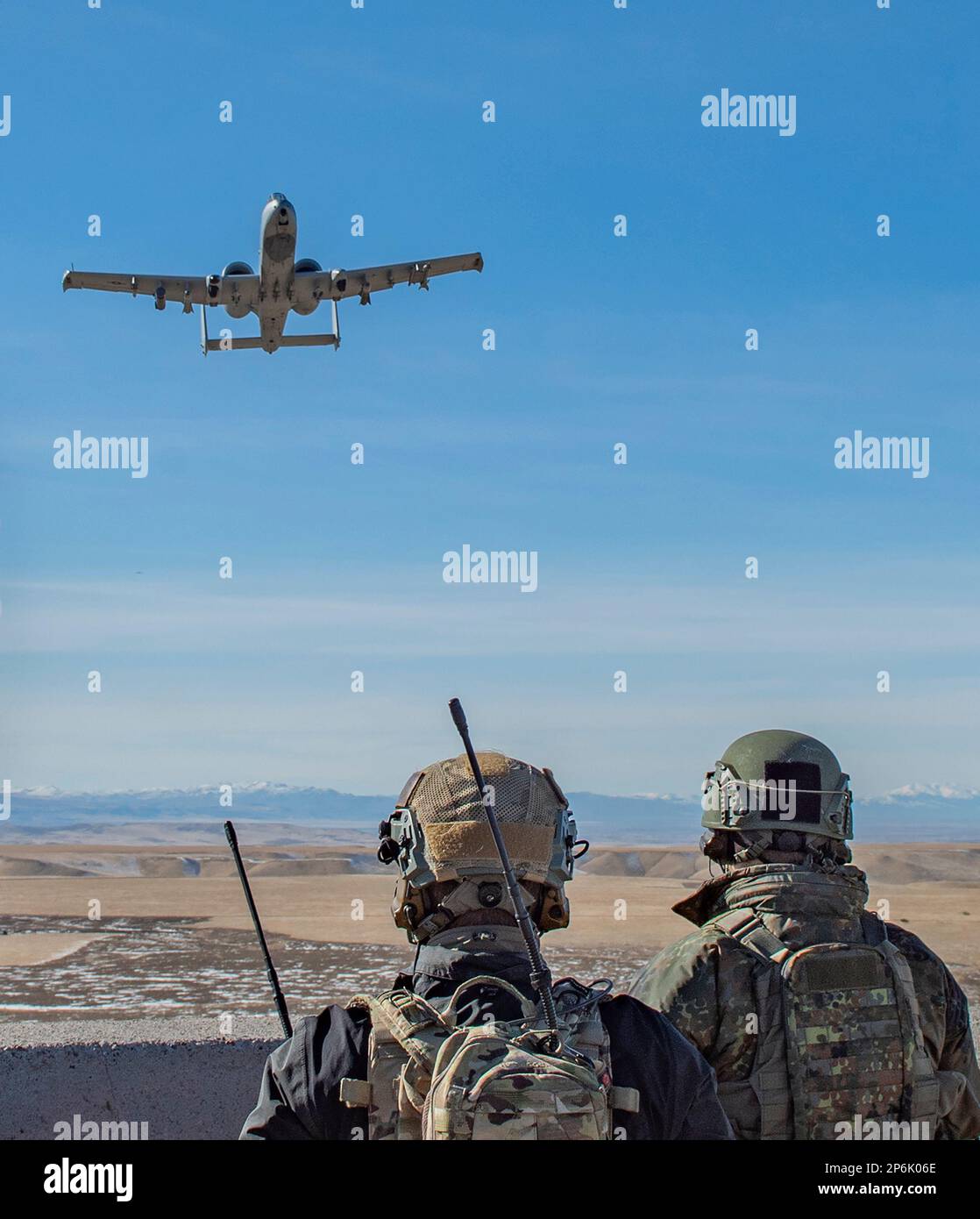 Soldiers from the German Army’s 6th Battery of the Artillery Battalion ...