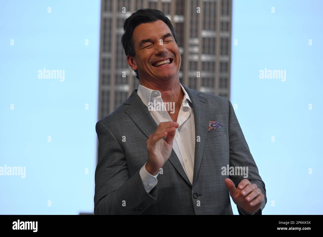 Jerry o'connell the talk hi-res stock photography and images - Alamy