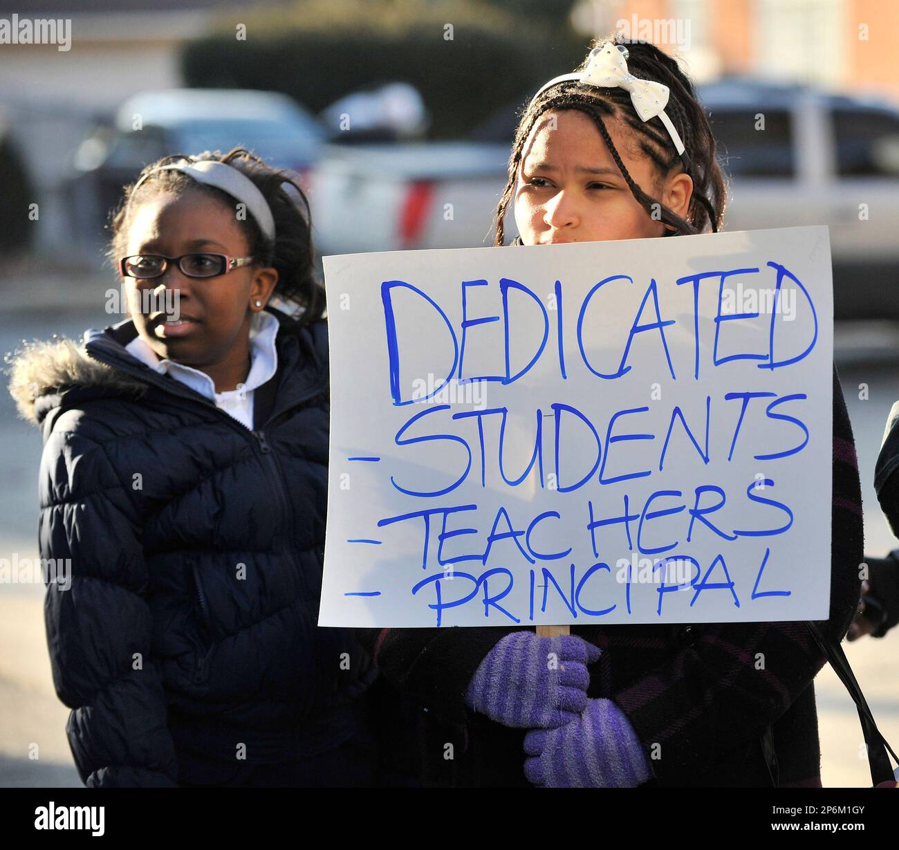 From left, Saint Bartholomew School students sixth graders Jayla Smith ...