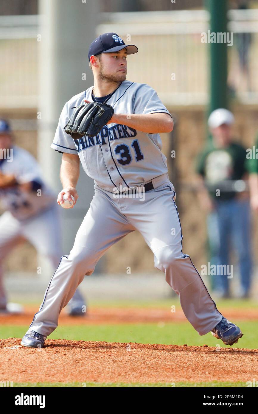 Starting pitcher Matthew Yuhas #31 of the Saint Peter's Peacocks in ...