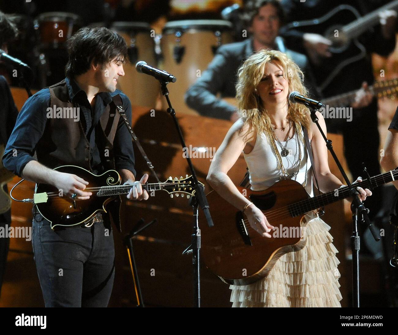 LOS ANGELES, CA - FEBRUARY 12: Neil Perry (L) and Kimberly Perry of The ...