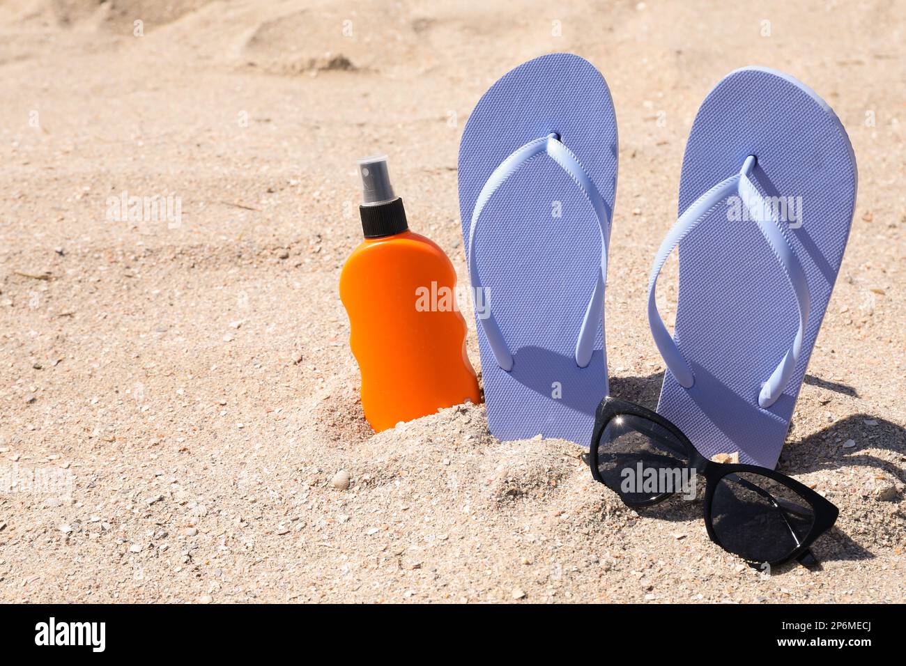 Sand protection spray hi-res stock photography and images - Alamy