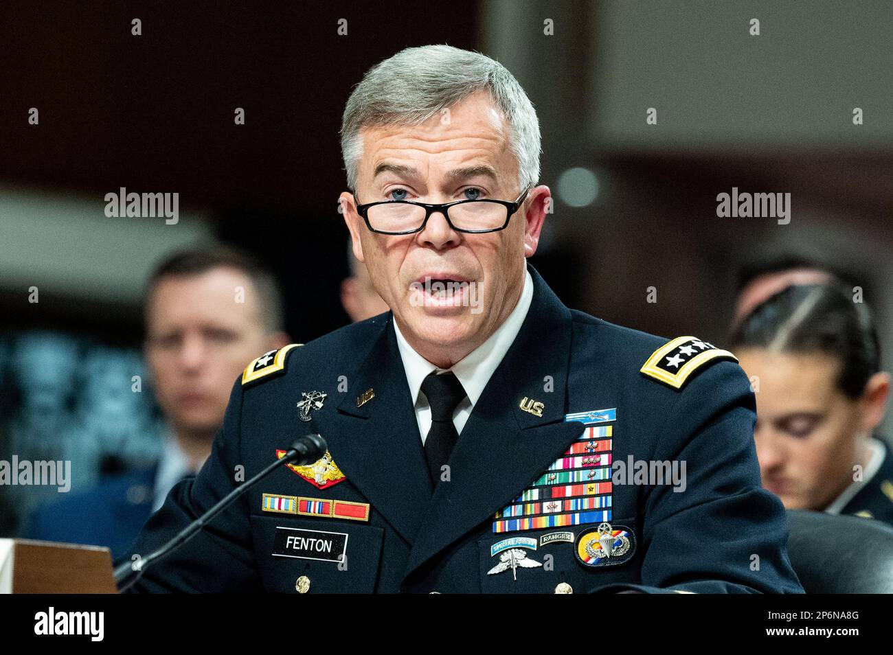 General bryan fenton hi-res stock photography and images - Alamy