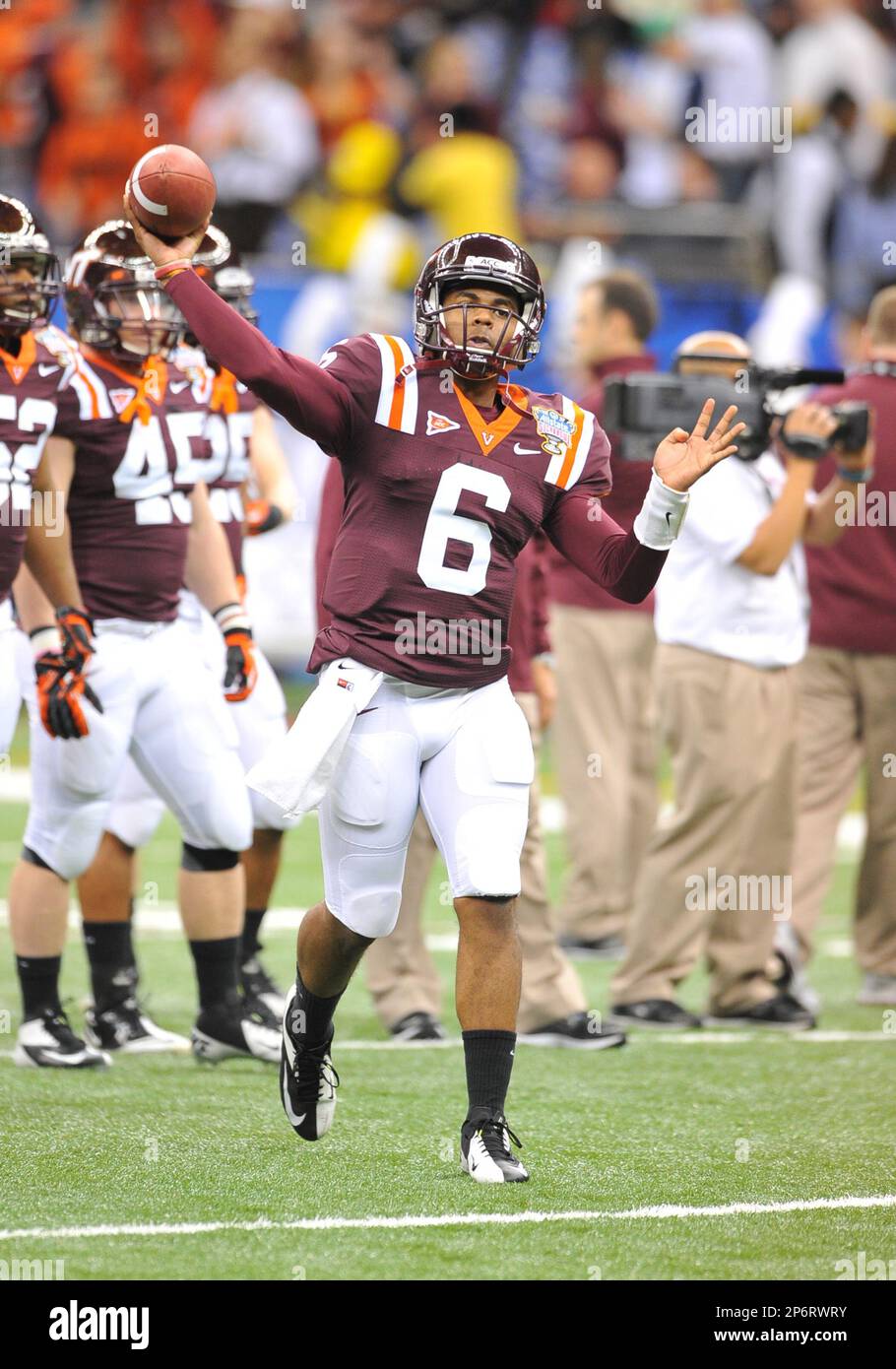 January 03, 2012: Virginia Tech Hokies quarterback Mark Leal #6 in ...