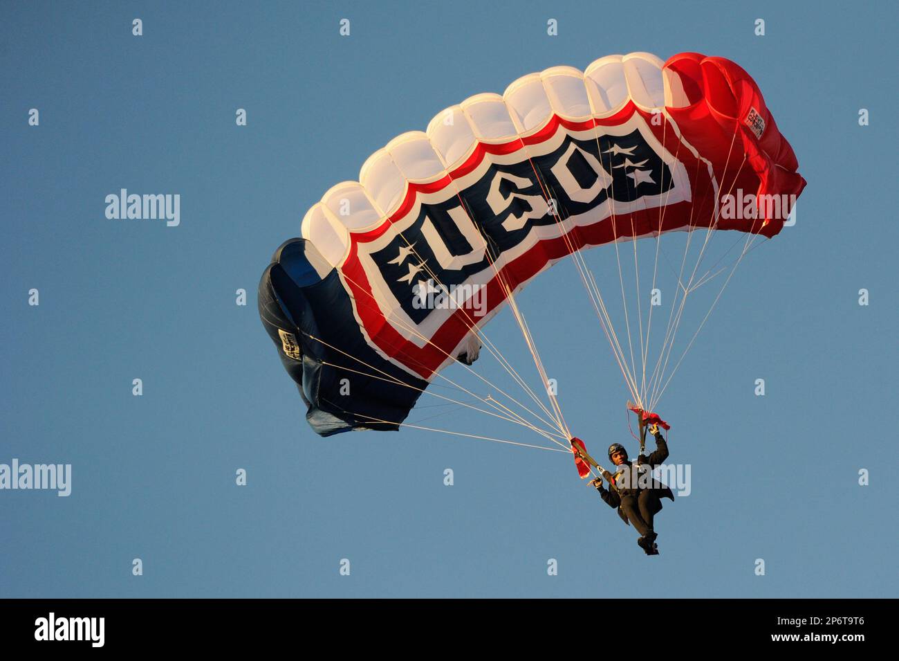 DEC 28 2011 : The US Army Rangers dive into RFK Stadium during the ...