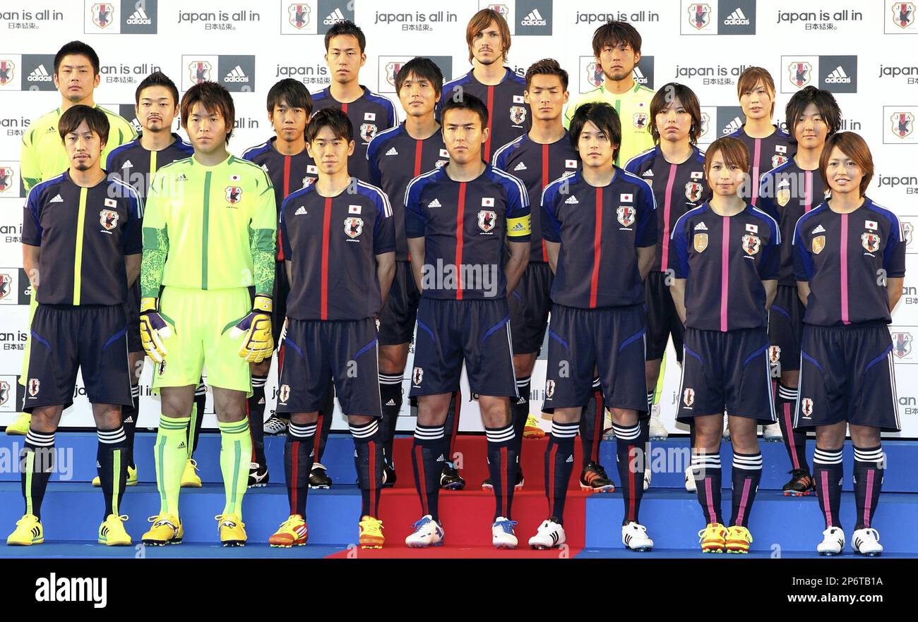 Makoto Hasebe (C front), captain of Japan's national soccer team and ...