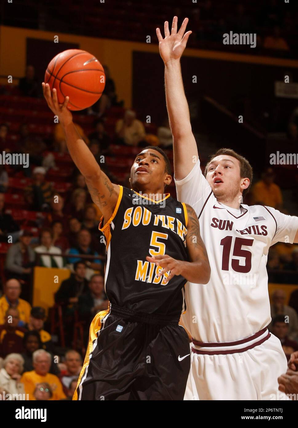 Southern Miss Golden Eagles guard Neil Watson in the first half against ...