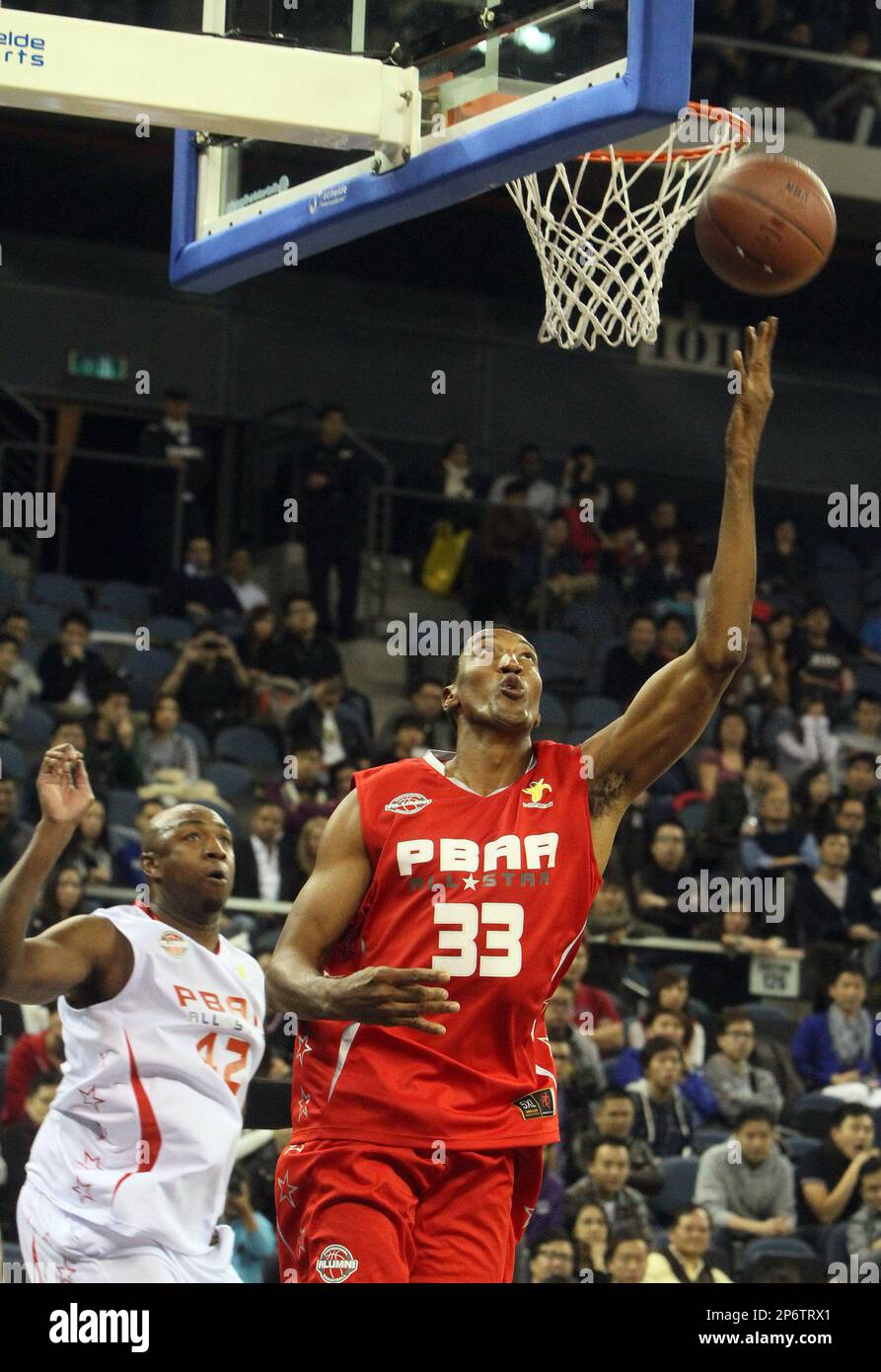 Dec 18, 2011; Macao, CHINA; Bulls greats Scottie Pippen and Dennis ...