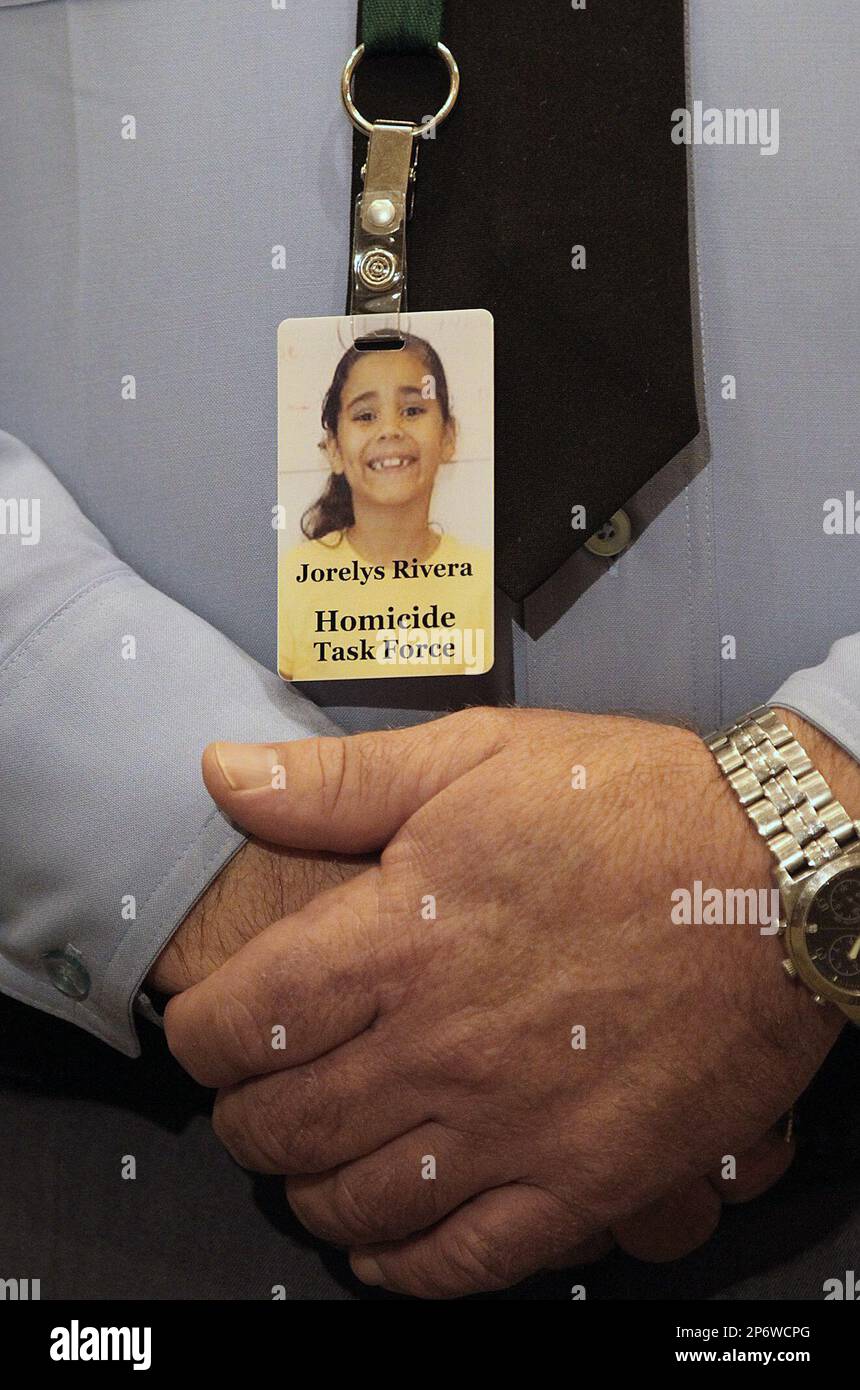 Georgia State Patrol Captain Joe Hamby wears a homicide task force ...