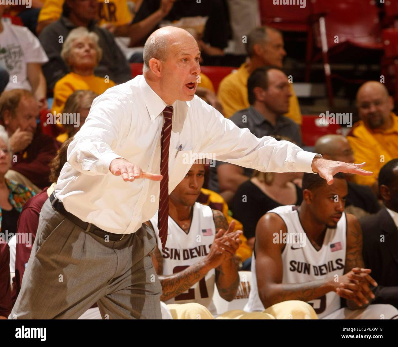 Arizona State Sun Devils head coach Herb Sendek in the first half ...