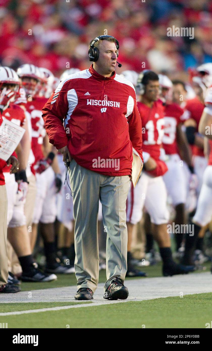 Wisconsin Badgers Head Coach Bret Bielema looks on during an NCAA Big ...