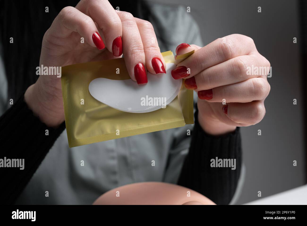 Eyelash extension master unpacking cotton disk for eyelash extension or ...