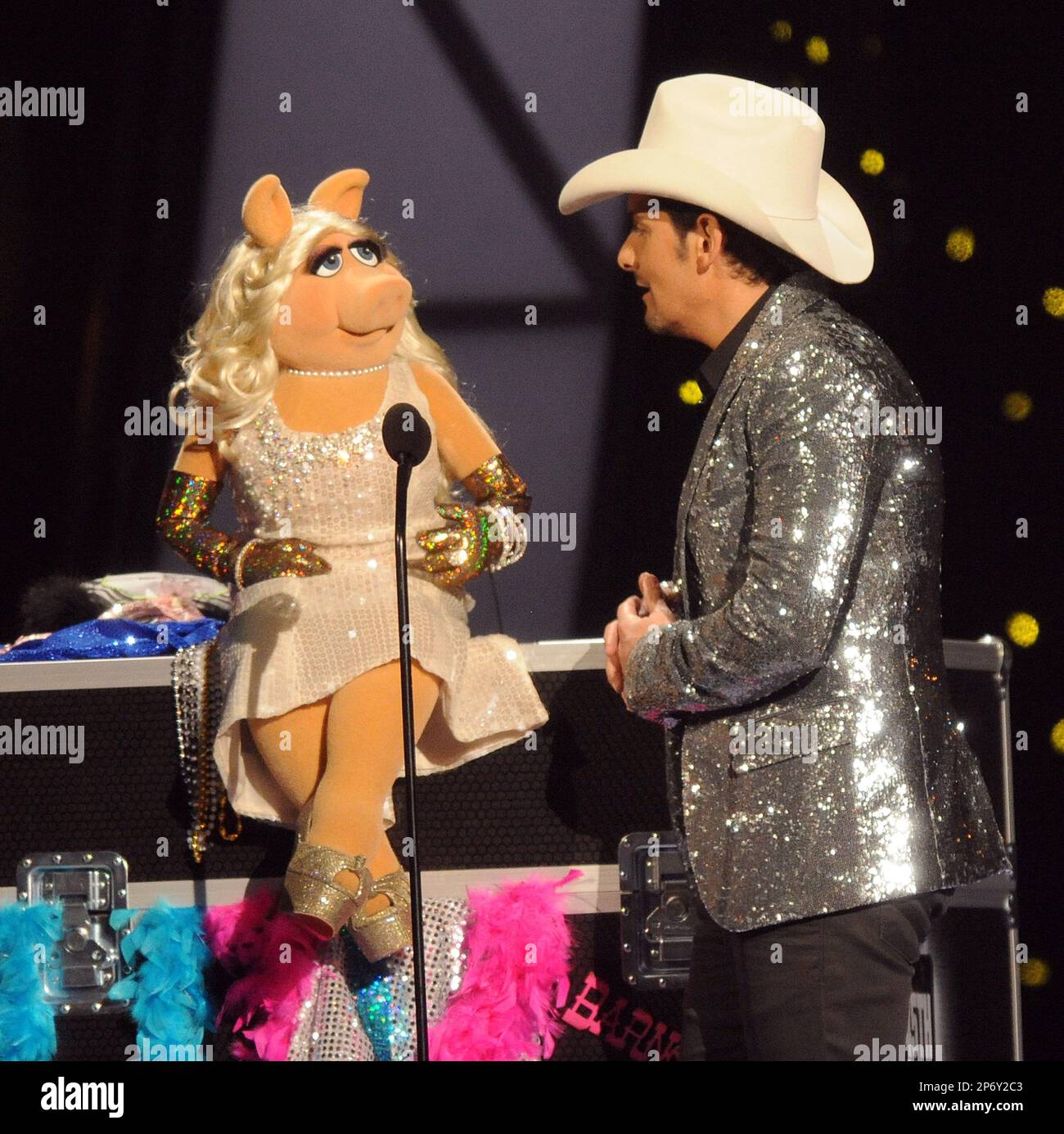 NASHVILLE, TN - NOVEMBER 9: Miss Piggy and Brad Paisley onstage at the ...