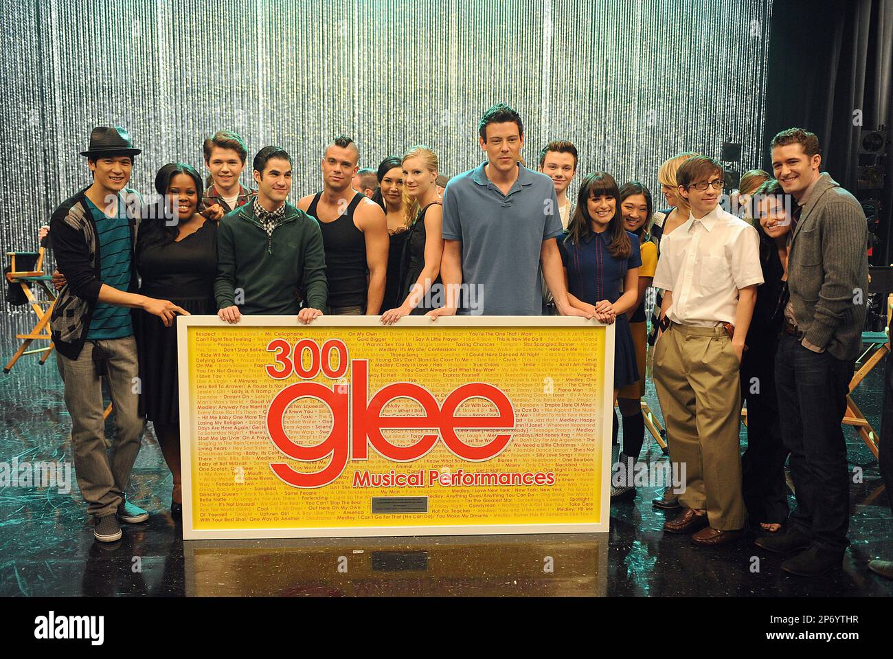 LOS ANGELES, CA - OCTOBER 26: The cast of Glee pose on set for the GLEE ...