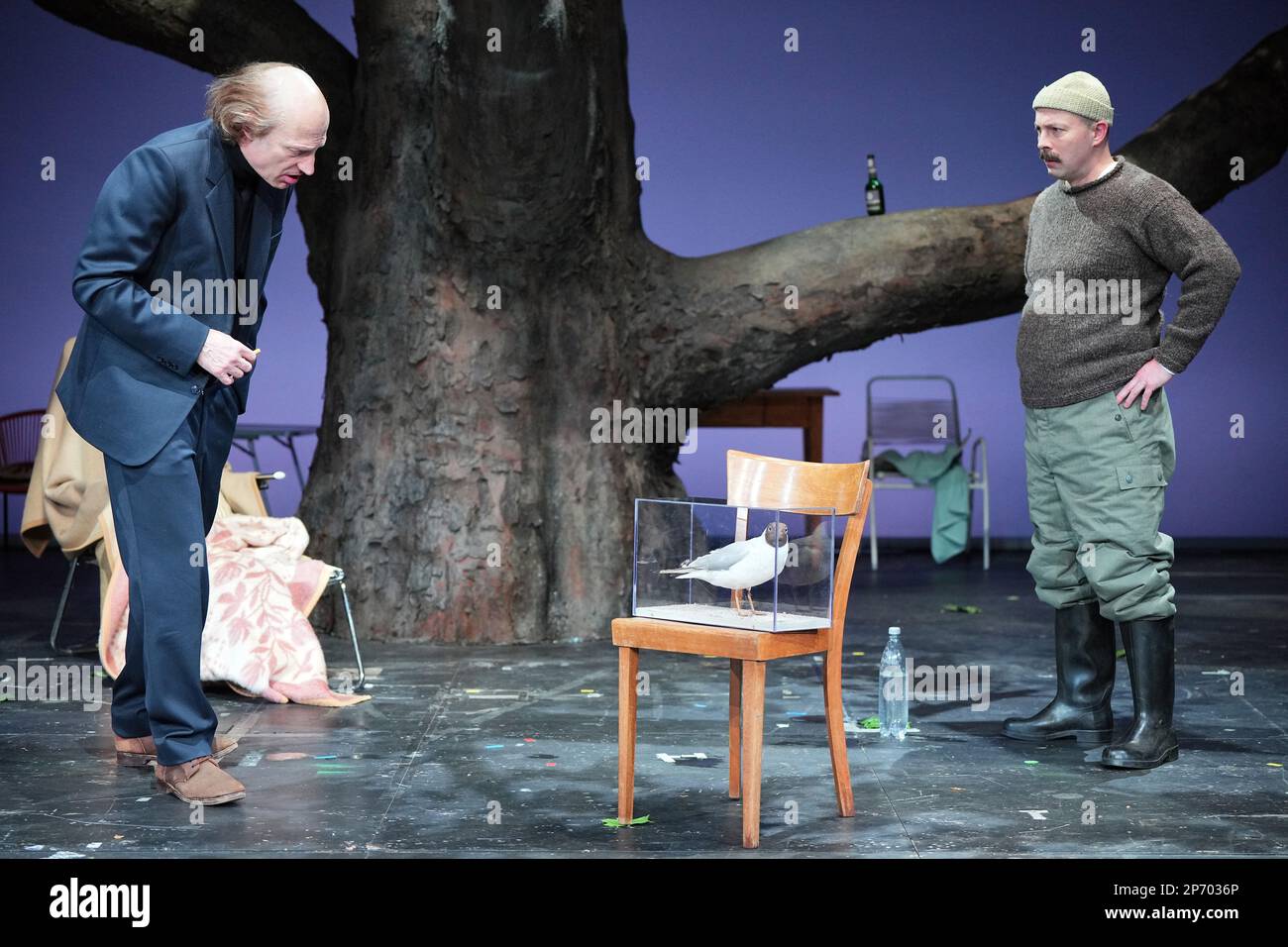 Berlin, Germany. 06th Mar, 2023. Actors Joachim Meyerhoff (l, Trigorin ...