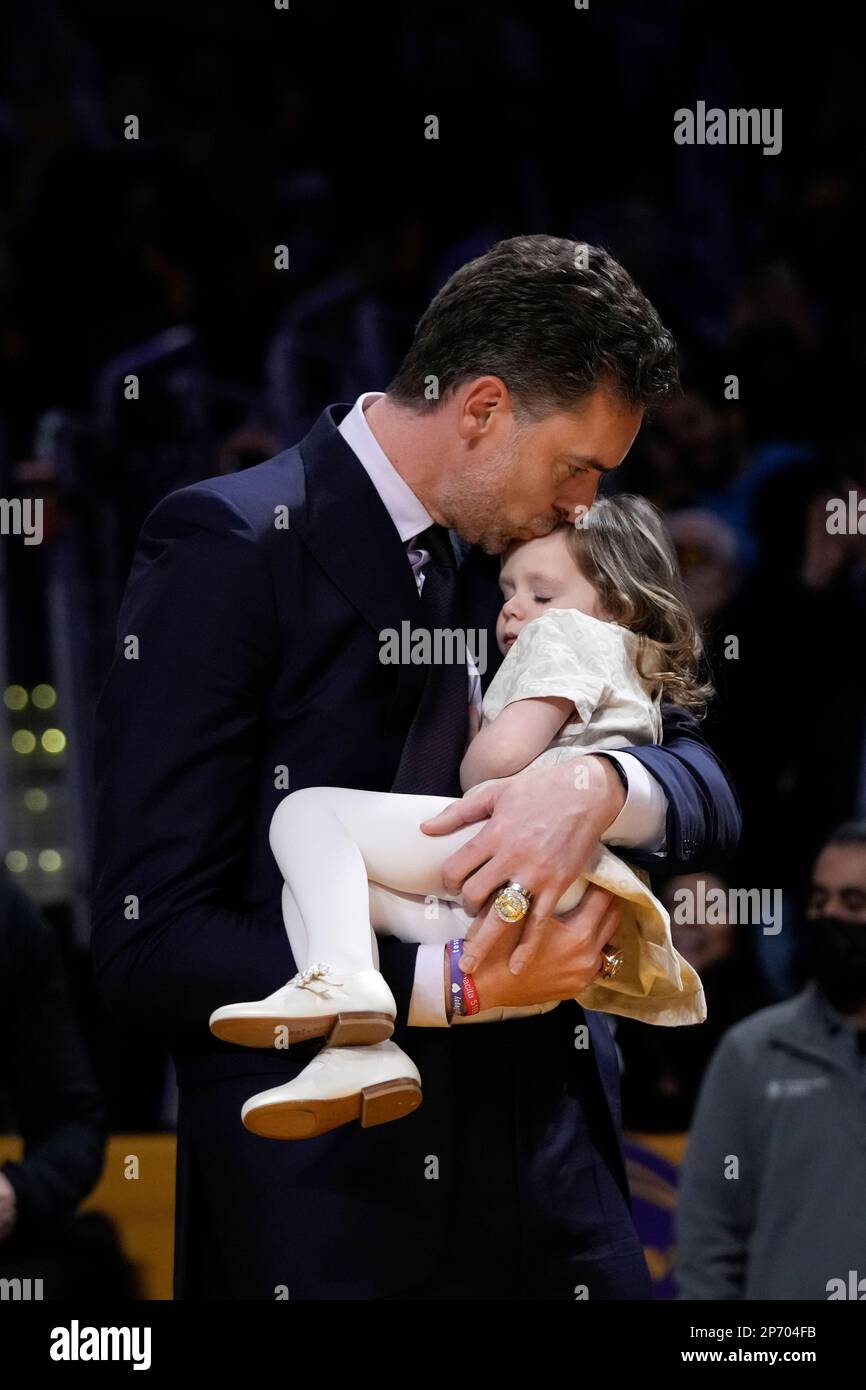 Los Angeles Lakers forward Pau Gasol kisses on the forehead of his ...