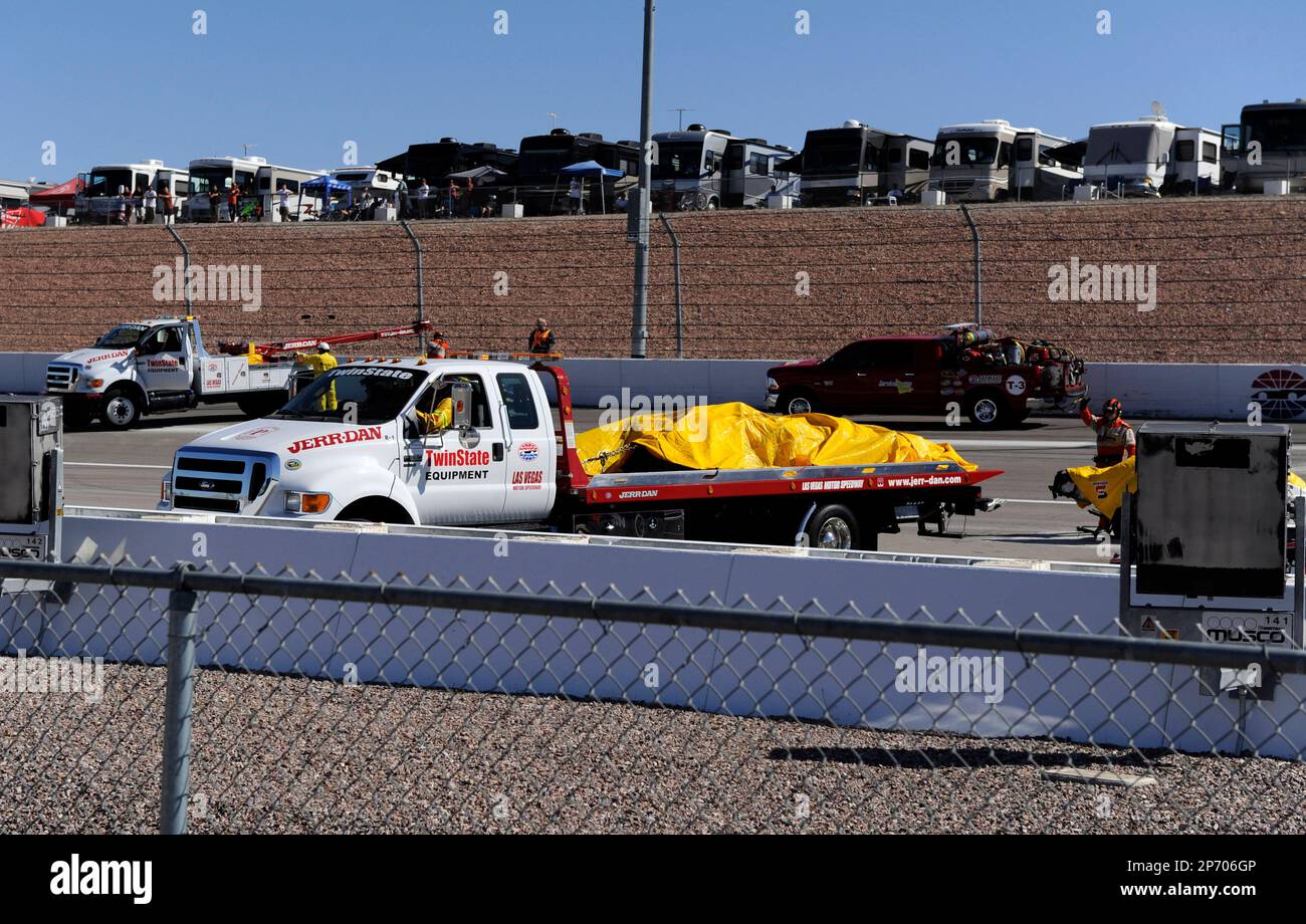 October 16, 20011: Dan Wheldon's Bowers & Wilkins/Sam Schmidt ...