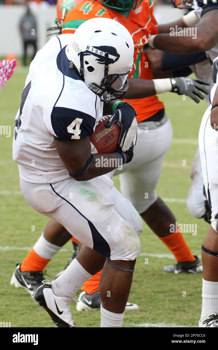 Howard University Runningback Andra Williams (4) scores against FAMU ...