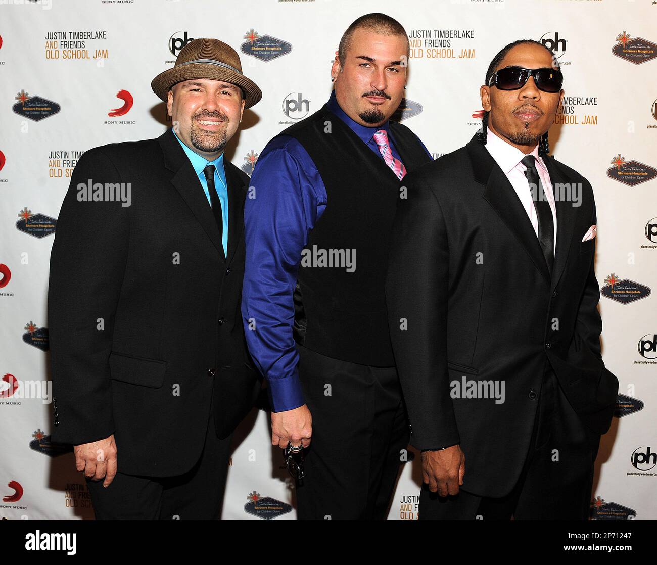 LAS VEGAS, NEVADA - OCTOBER 1: Singers Mark Calderon (L) Bryan Abrams ...